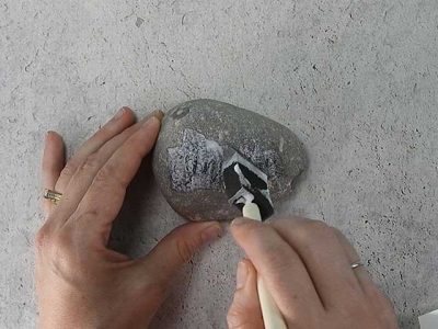 DIY Inspirational Painted Rocks - Burton Avenue