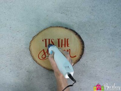 DIY Heat Embossed Christmas Wood Slice - Burton Avenue