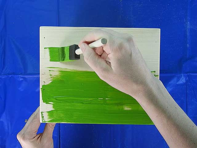 paint-box-green - Burton Avenue
