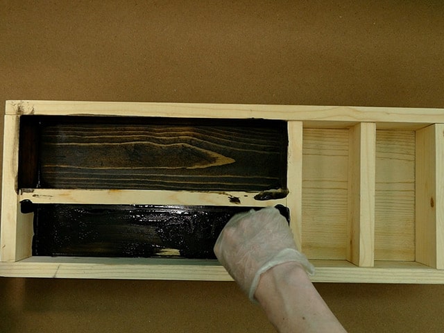 stain-box - Burton Avenue